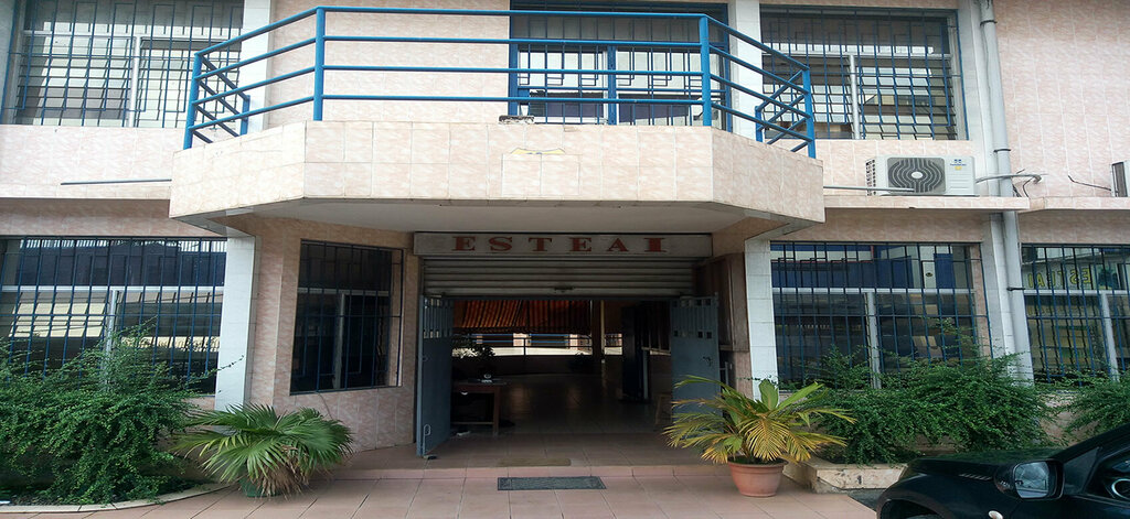 Yüksekokul Higher School of Electronic Audiovisual and Computer Techniques, Abican, foto