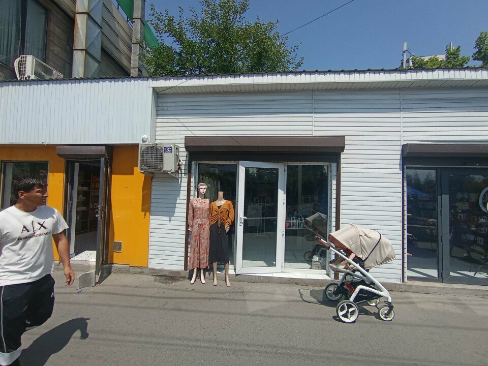 Giyim mağazası Магазин одежды, Bişkek, foto