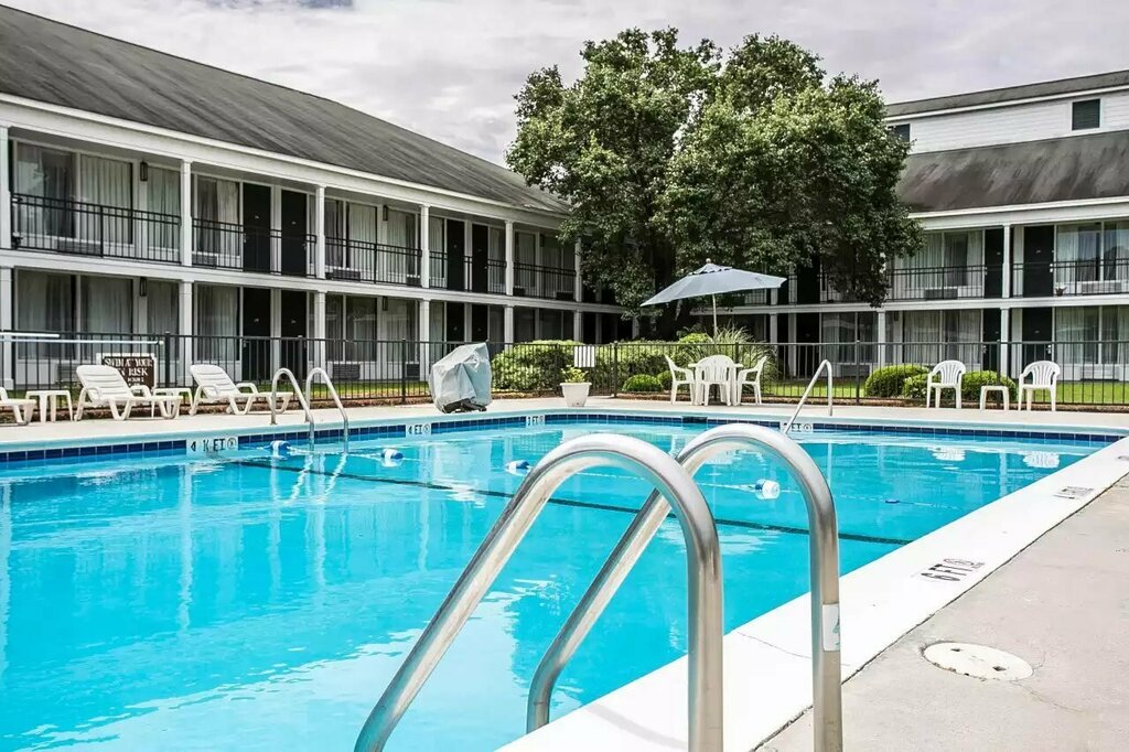 Otel Quality Inn & Suites Santee, Güney Carolina, foto