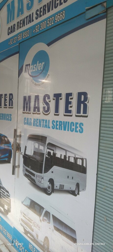 Kullan-bırak otomobiller Master Car, Islamabad, foto