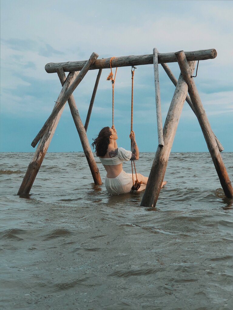 Oyun alanı Качели, Saint‑Petersburg, foto