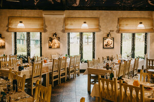 Vokrug sveta (Minskaja region, Valozhynski rajon, Rakawski sielsaviet), restoran  Minskaya oblastından