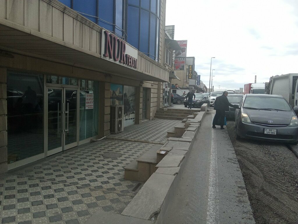 Oto aksesuarları Nur, Bakü, foto