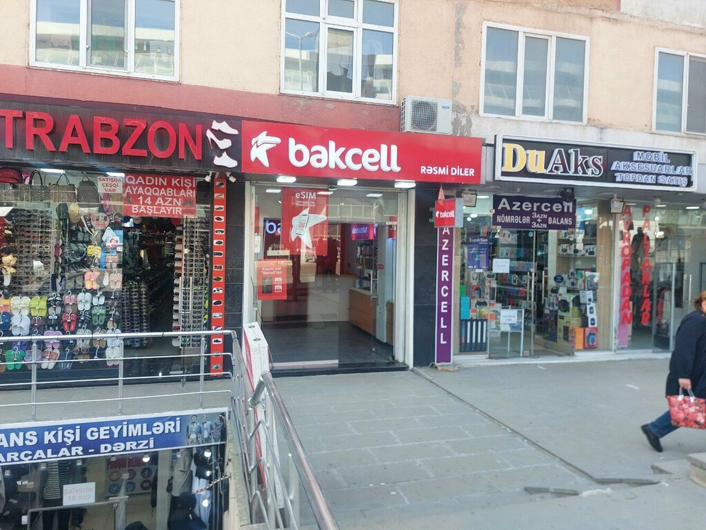 Cep telefonu ve aksesuarları satış mağazaları Bakcell, Bakü, foto
