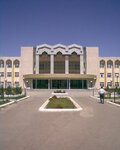 Academic Lyceum No. 2 (Olimlar koʻchasi No:49A), lise  Karşı'dan