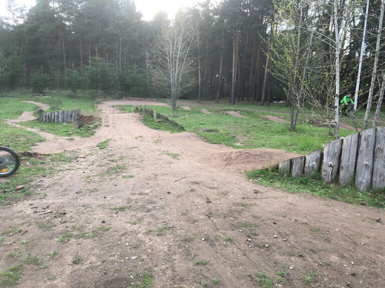 Spor alanı Памп-трек земляной, Perm, foto