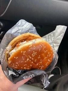 Rostic's (ulitsa Karla Marksa No:50Б), fast food  Tixvin'den