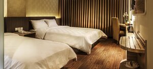 M Premiere Hotel (City of Bandung, Jl. Sultan Tirtayasa, 5), otel  Bandung'dan