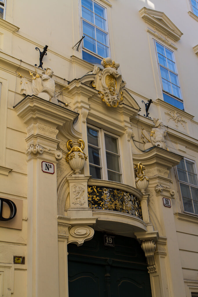 Kostüm mağazaları Mothwurf Store Wien, Viyana, foto