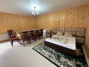 Romantika (Zelyonaya ulitsa No:13, sadovoye tovarishchestvo Zarechnoye-2), otel  Adıge Cumhuriyeti'nden