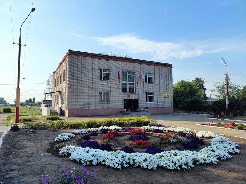Belediyeler, devlet daireleri Administratsiya Podlesnovskogo munitsipalnogo obrazovaniya, Saratovskaya oblastı, foto