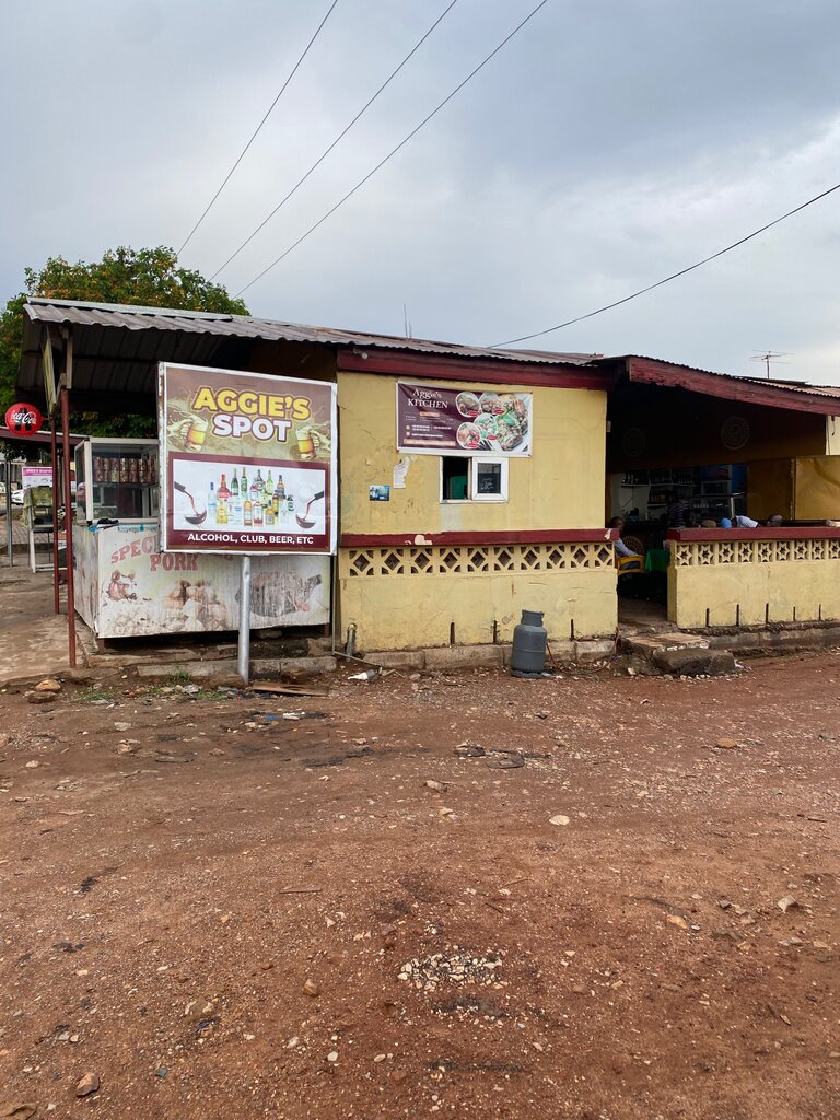 Bar Aggie's Spot, Dünya, foto