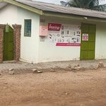 Sewing Supplies GH (Greater Accra Region, Ledzokuku-Krowor Municipal, Nungua, Frempomaa Estates), dikiş malzemeleri  Dünya'dan