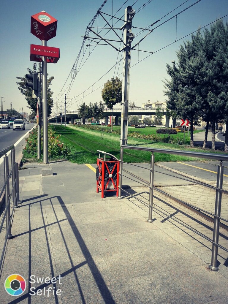 Hızlı ulaşım istasyonu Aydınlıkevler Tramvay İstasyonu, Kayseri, foto