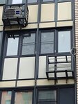 Окна в доме (Natashinskaya ulitsa No:12, Krasnaya Gorka Subdistrict), cam balkon hizmetleri  Liubertsy'den