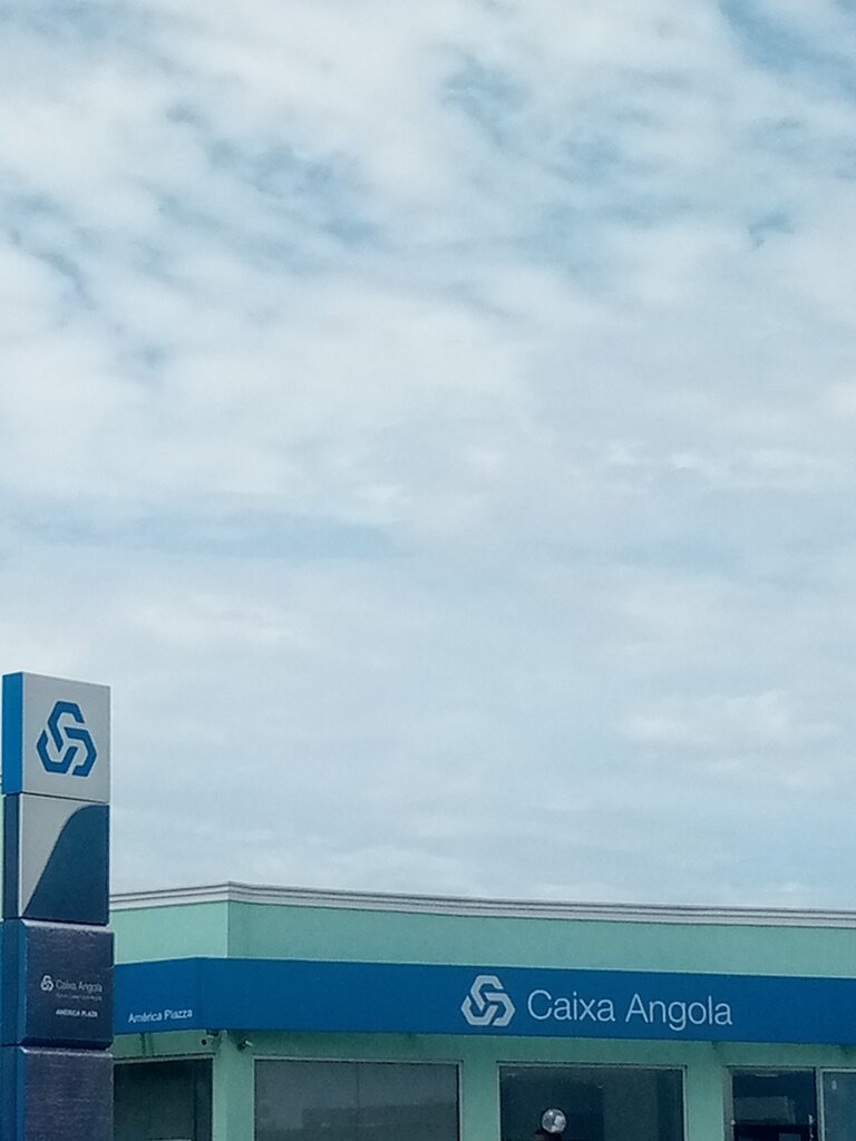 Banka Banco Caixa Geral Angola, Loanda, foto