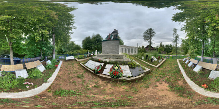 Anıt, heykel Воинское захоронение, Novgorodskaya oblastı, foto