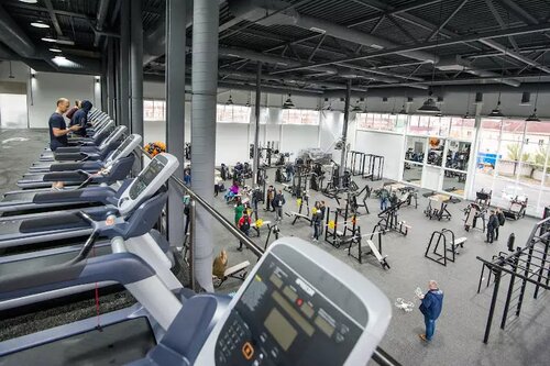 Urban fitness store