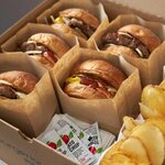 The Golden Burger Lounge (359A, Sheikh Ammar Bin Humaid Street, Tallah 2, Southern Sector, Ajman), fast food