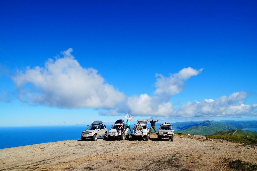 Dağ zirvesi Гора Крузенштерна 670 метров, Sahalin Bölgesi, foto