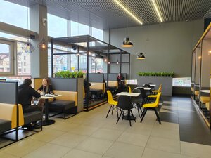 Starfoods (Severnoy Dviny Embankment No:29), kafe  Arhangelsk'ten