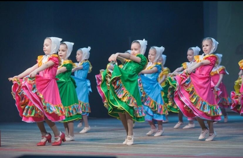 Dans okulları Art studio, Samara, foto