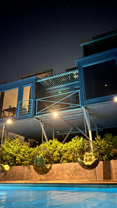 Grey house (Lazurnaya ulitsa No:6, Tuapse), otel  Tuapse'den