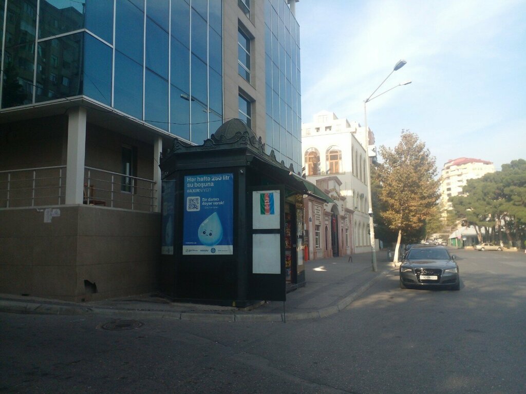 Gazete bayi Kiosk, Bakü, foto