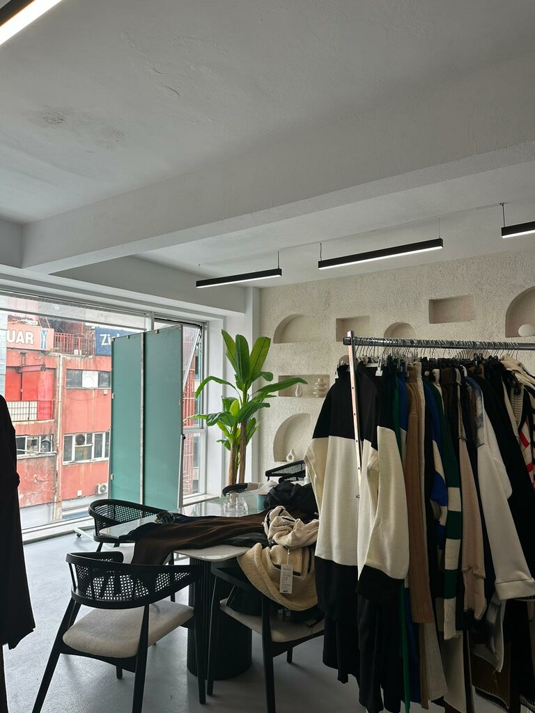 Giyim pazarı HR Butik, İstanbul, foto