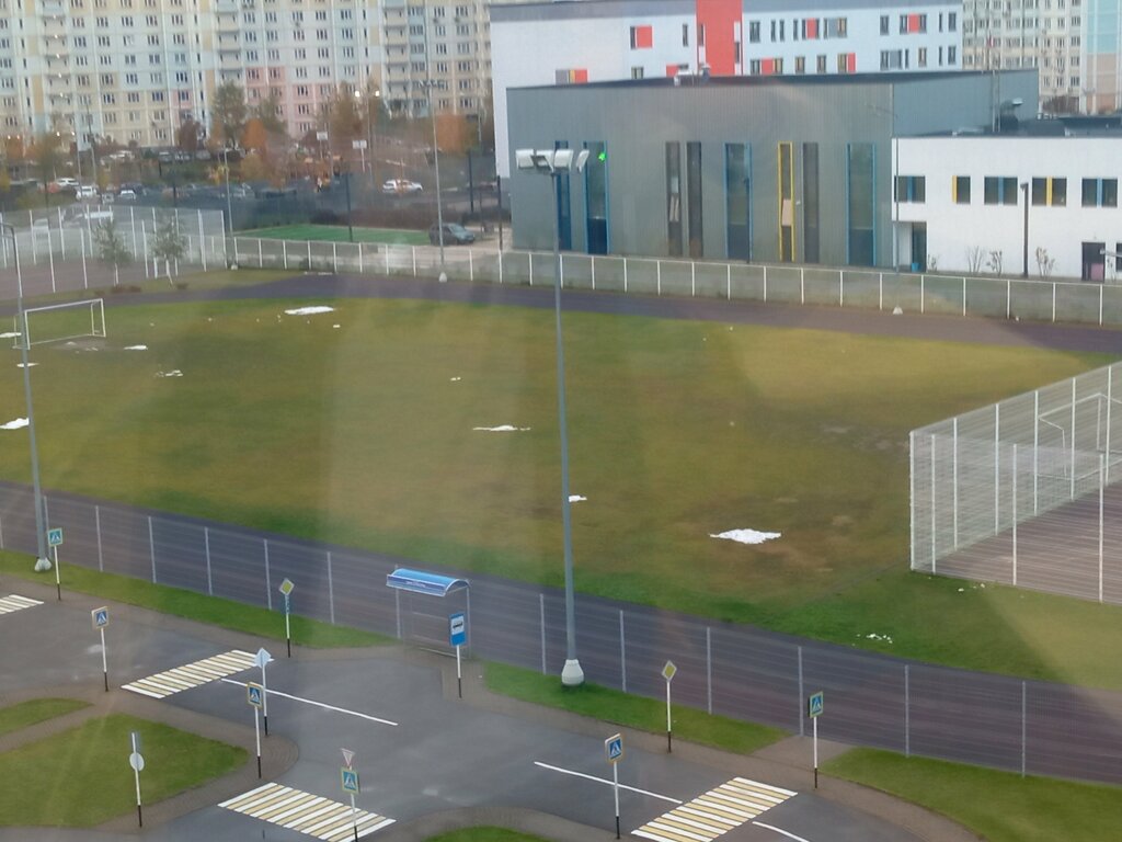 Spor alanı Футбольная площадка, Mytişçi, foto