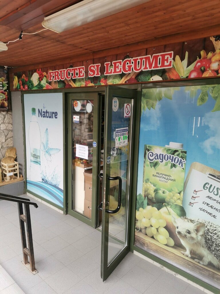 Manavlar Fructe Legume, Kişinev, foto