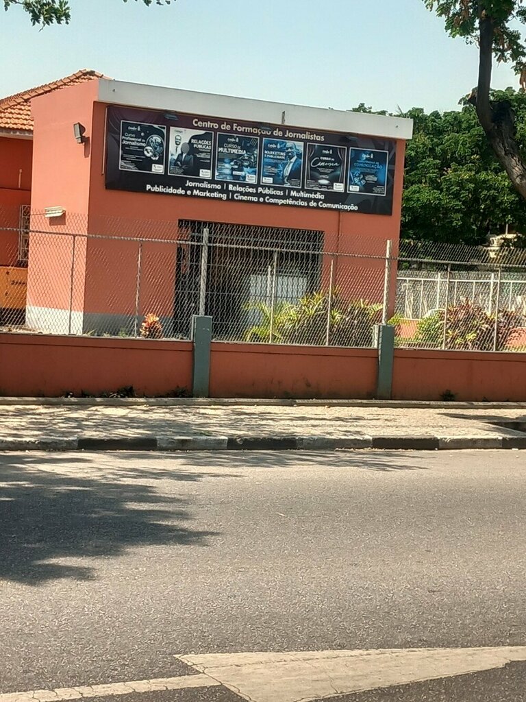 Eğitim merkezleri Cefojor, Loanda, foto
