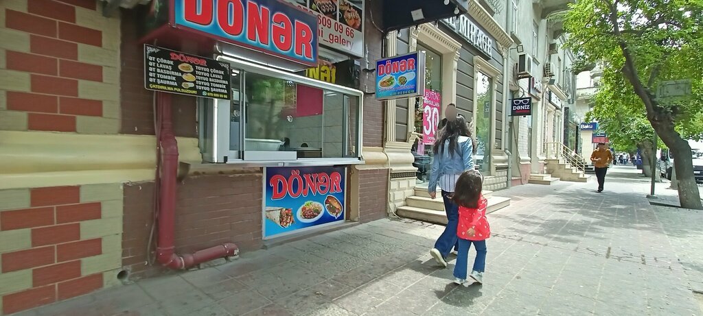 Fast food Manqal Dönəri, Bakü, foto