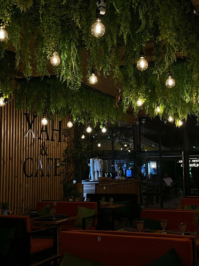 Kafe Khan, Almatı, foto