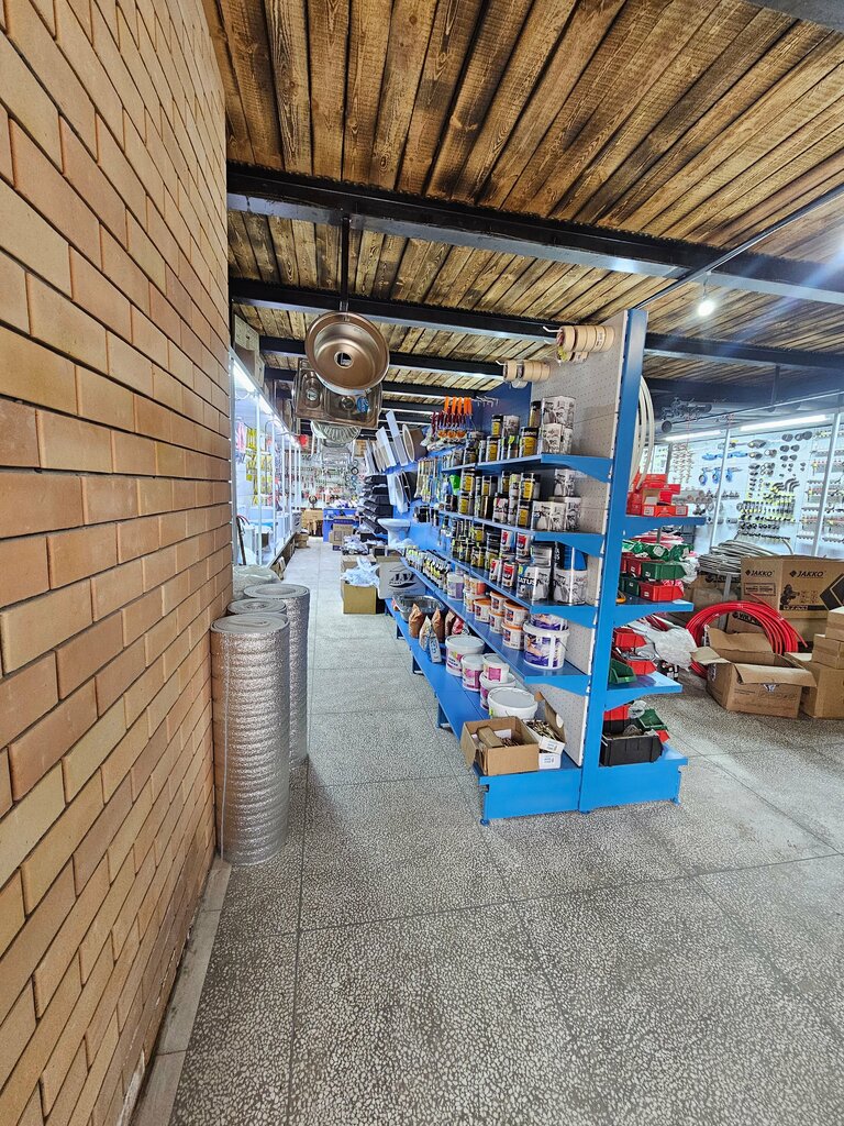 Banyo ve klozet mağazaları Santekhresurs, Rudny, foto