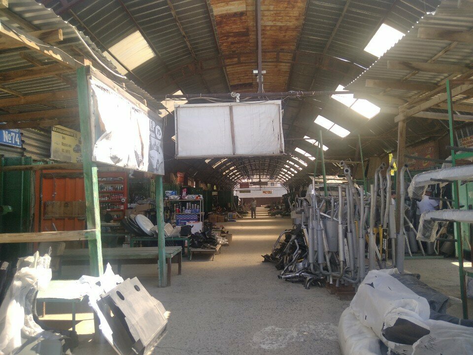 Otomobil yedek parçaları Spare parts trade pavilion, Atırav, foto