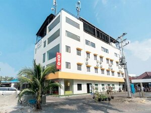 Oyo Flagship 1348 Hotel Home Anaya (North Sumatra, Kota Medan City), otel  Medan'dan