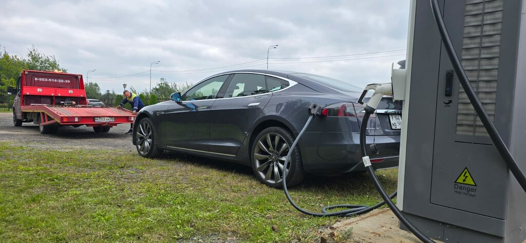 Elektrikli oto şarj istasyonları IT Charge, Vologodskaya oblastı, foto