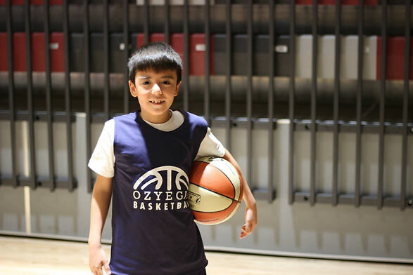 Spor okulları ÖzÜ Spor Okulları, İstanbul, foto