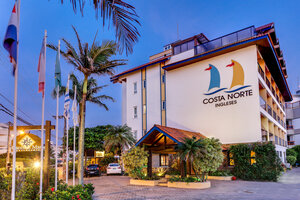 Costa Norte Ingleses (Estado de Santa Catarina, Florianópolis, Ilha de Santa Catarina, Praia do Ingleses Florianópolis, Rua das Gaivotas, 984), otel  Florianópolis'ten