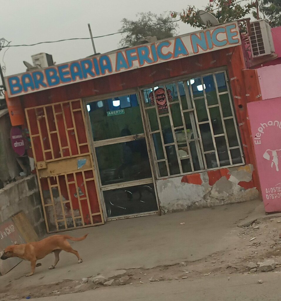 Berberler Barbearia África Nice, Loanda, foto