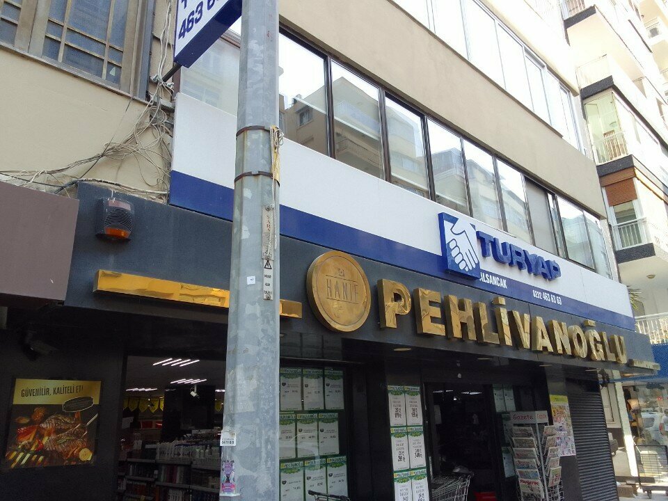 Emlak ofisi Turyap, İzmir, foto