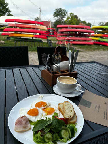 Kafe Ferma Tyuninykh, Kaliningradskaya oblastı, foto