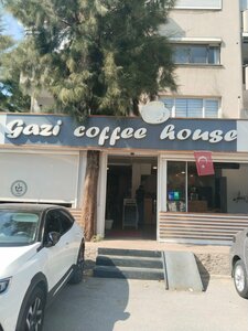 Gazi Coffee House (İzmir, Bayraklı, Sakarya Cad., 36F), kafe  İzmir'den