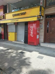 Çardak Büfe (İstanbul, Bakırköy, İncirli Cad., 94A), bira dükkanı  İstanbul'dan