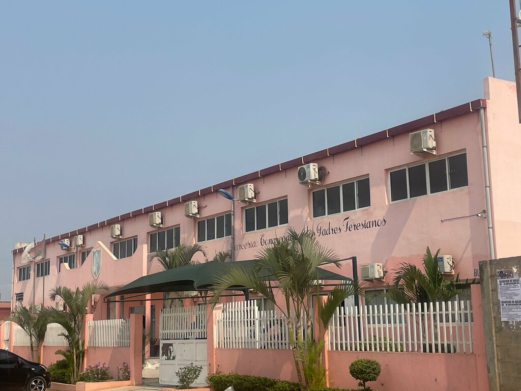 Özel okul Complexo Escolar Privado Nossa Senhora da Anunciação, Loanda, foto