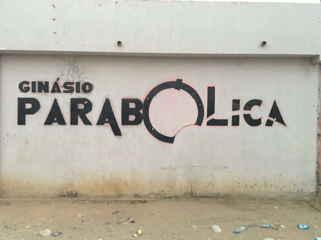 Spor kulüpleri Parabólica, Loanda, foto