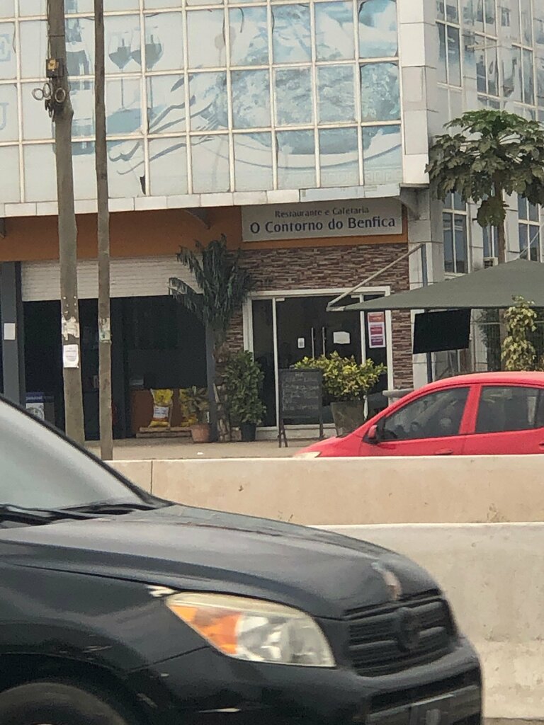 Restoran O Contorno Do Benfica, Loanda, foto