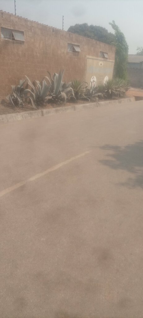 Ortaokul Crown Academy, Lusaka, foto