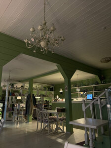 Dom s Mezoninom (Lazhechnikova Street No:4, Kolomna), restoran  Kolomna'dan